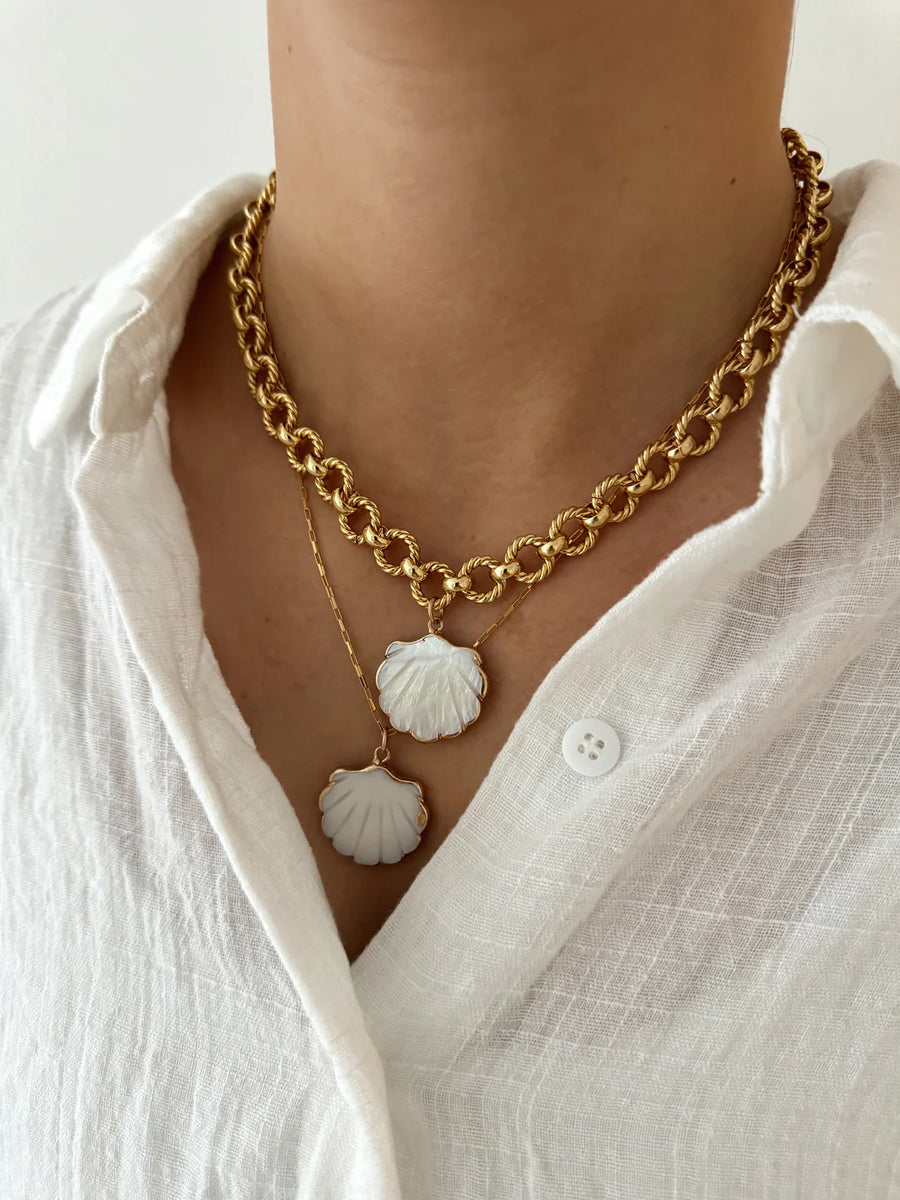 South Hill Shell Necklace Thin Chain – Peacocks & Pearls Lexington