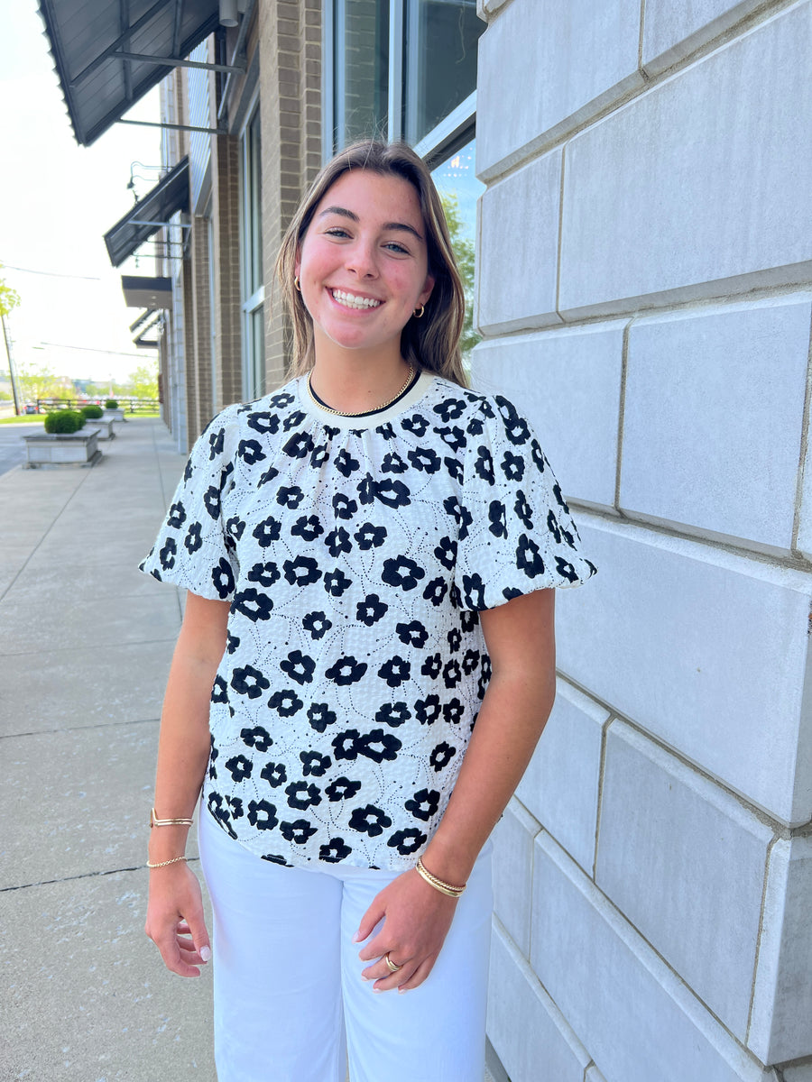 Cream/Black Puff Slv Flower Top – Peacocks & Pearls Lexington